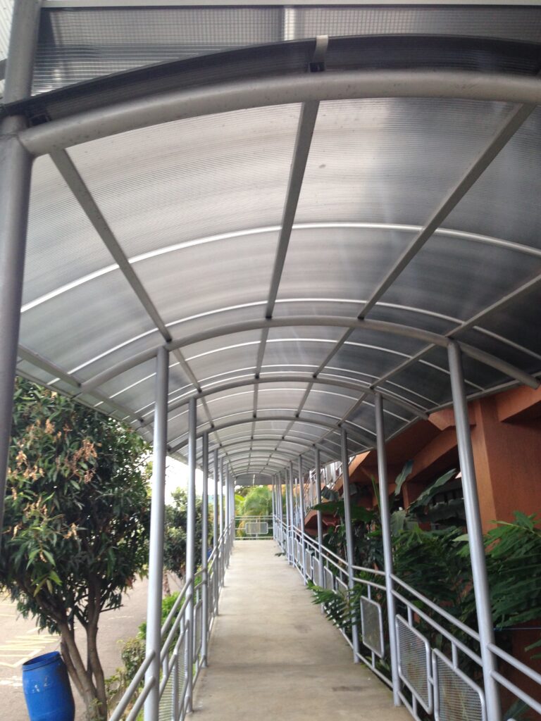 Policarbonato Alveolar 10 mm 11.80 X 2.10 m. 6 paredes alveolo multiple ...