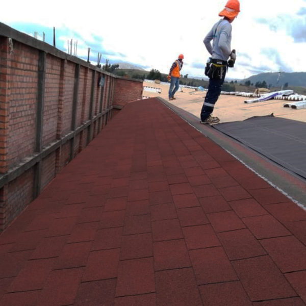 Teja Asfaltica Riviera Red (Paq.3m2) IKO Cambridge – Buscal S.A.C