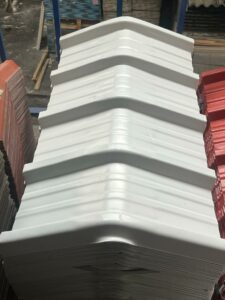 Cumbrera UPVC Trapezoidal HT5 1.07 m. x 0.6 m. Blanco – Buscal S.A.C